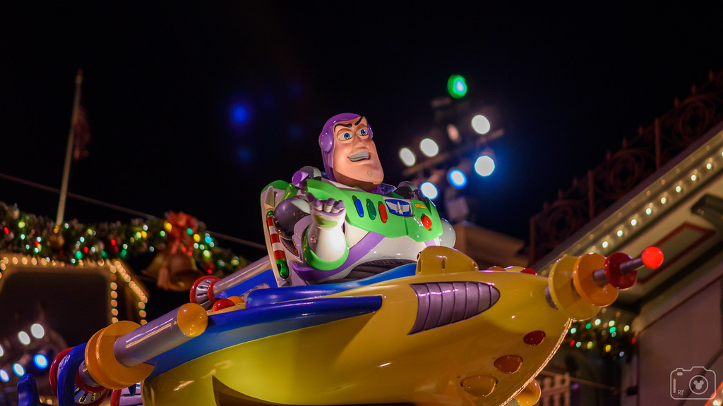 Disneyland-Batuu Christmas 2019 | DVCinfo Community