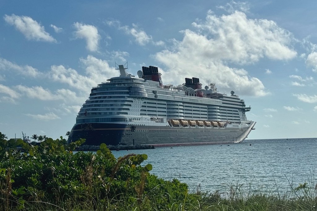 Member Cruise Aboard Disney Destiny Appears Targeted for November 28 ...