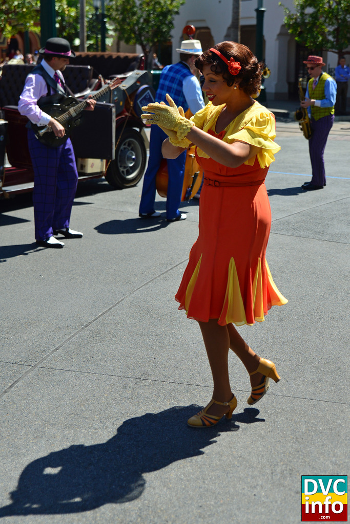 Frank's Funtastic Foto Fiesta (at Disneyland) | DVCinfo Community