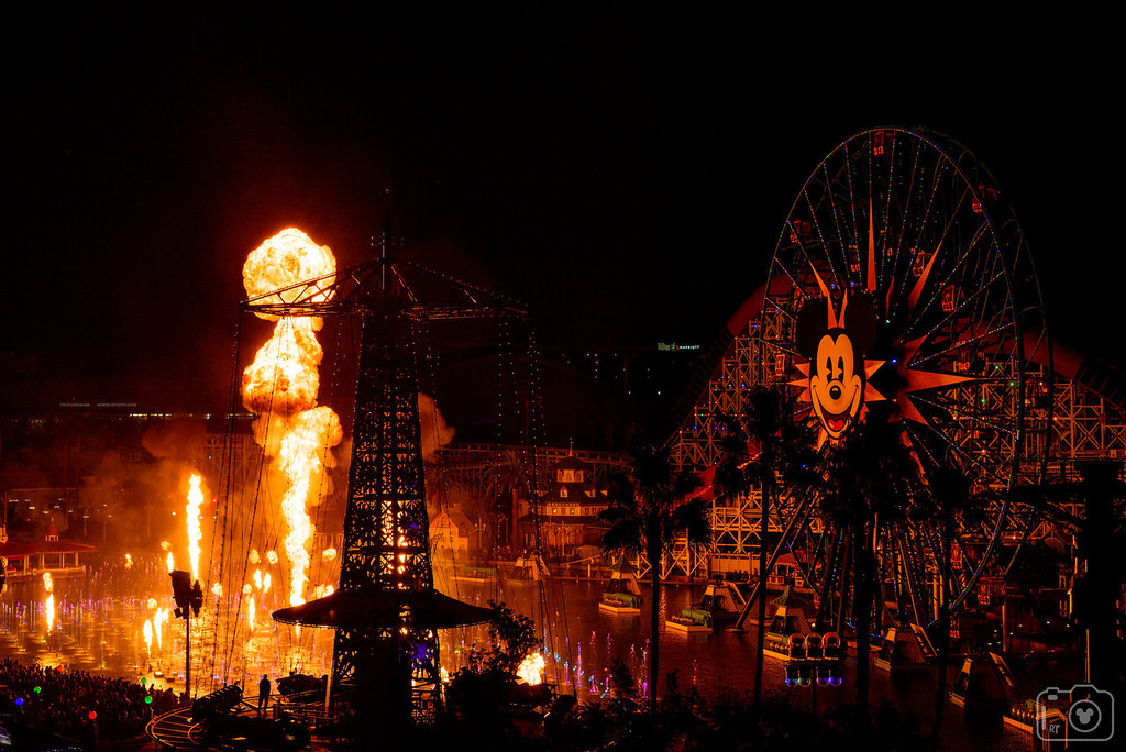 Disneyland-Batuu Christmas 2019 | DVCinfo Community