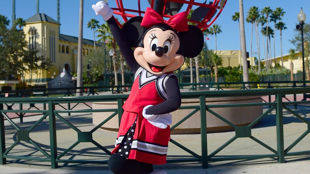 Debut of Minnie Mouse's New Cheerleading Uniform | DVCinfo Community