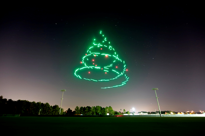 New Starbright Holidays Drone Light Show at Disney Springs | DVCinfo ...